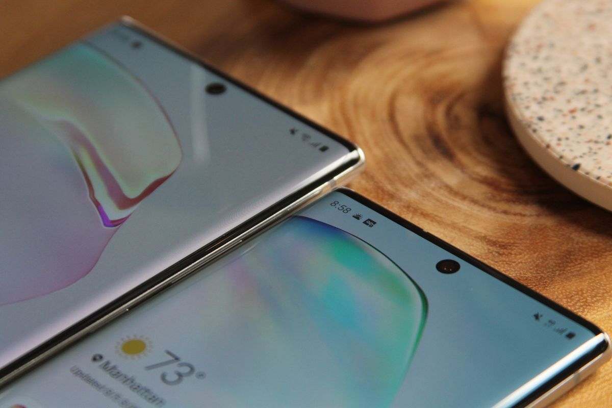 Samsung Galaxy Note 10 vs. Note 10 Plus: Which One Should You Buy ...