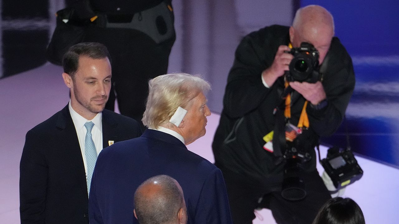 Why do small apertures have large f-numbers? | Digital Camera World