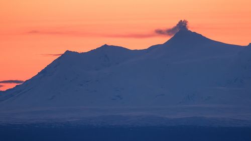 'Extinct' Volcano Near Rome Rumbles to Life | Live Science