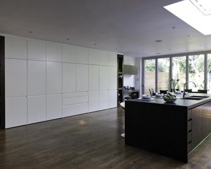 Kitchen TV ideas - how to include a television stylishly | Livingetc