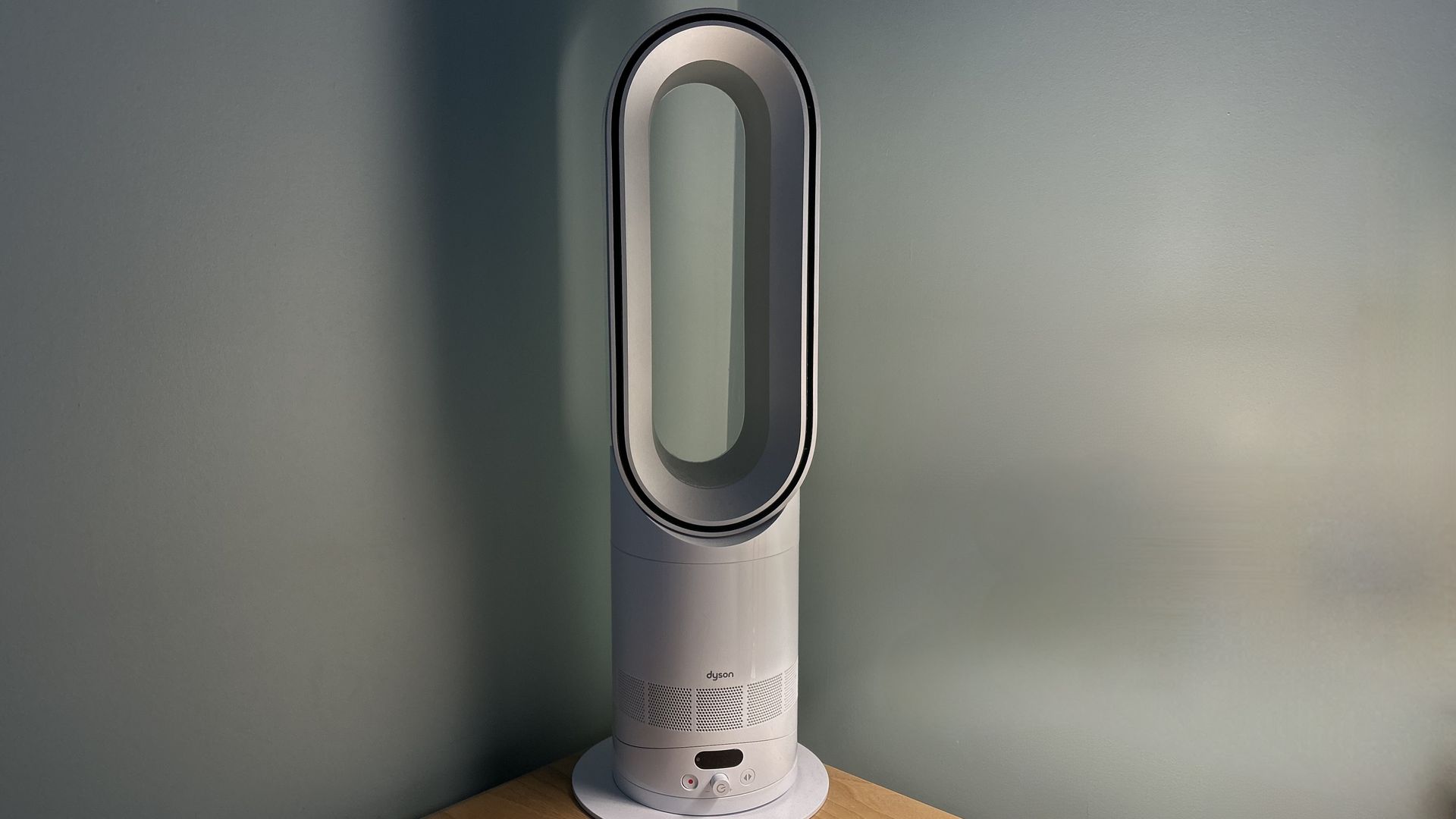 Dyson Hot+Cool HF1 review: the 2-in-1 appliance that's earned a spot on ...
