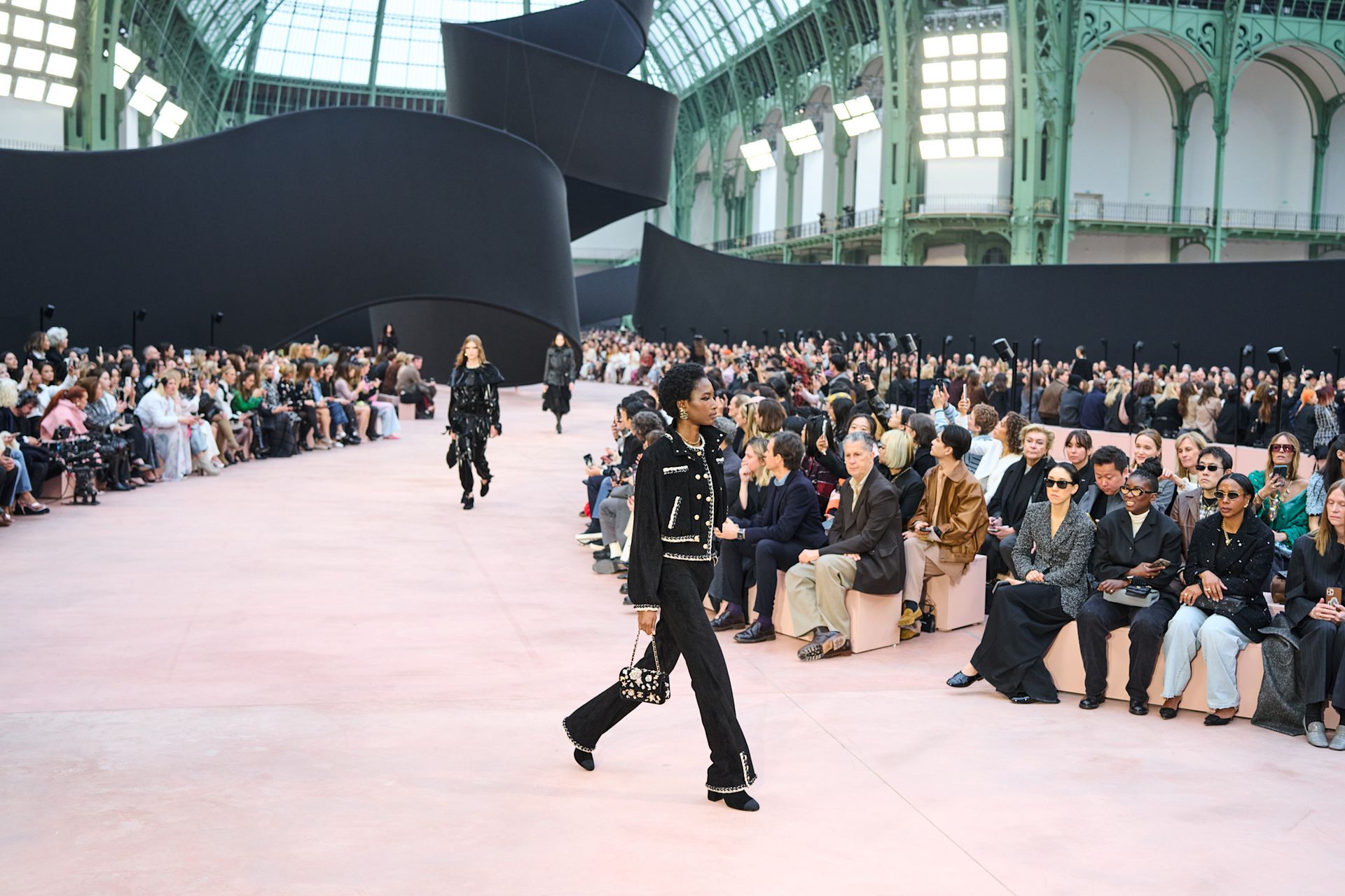 12 Autumn/Winter 2025 Fashion Trends That'll Rule This Season | Who ...