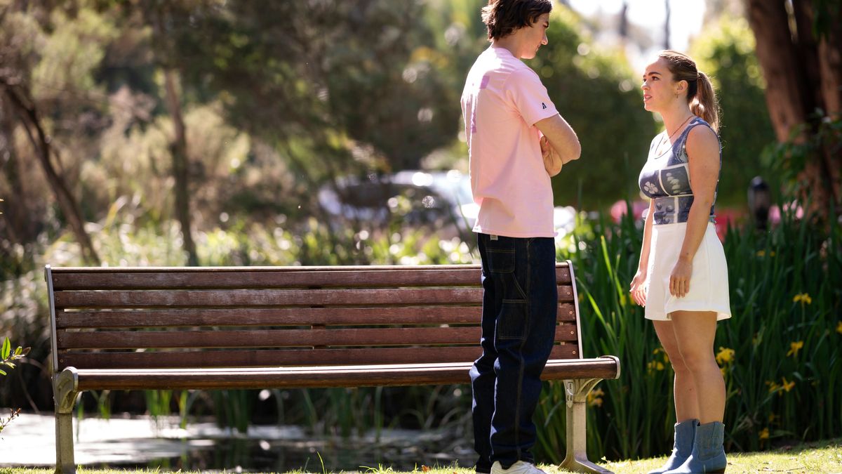 Neighbours spoilers: Will Holly and Max get together? | What to Watch