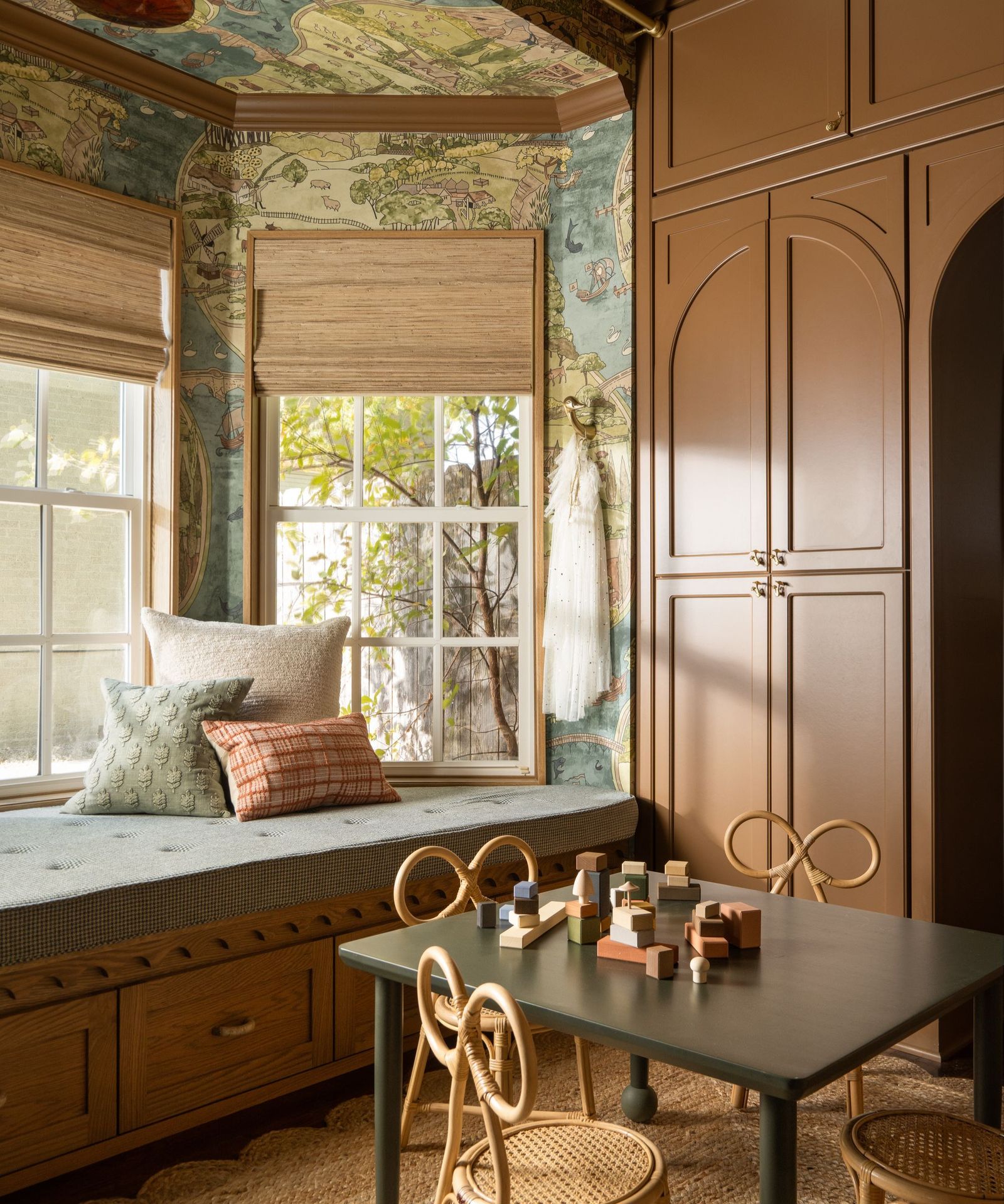 Joanna Gaines new Mini Reni project transforms a small guest bedroom ...