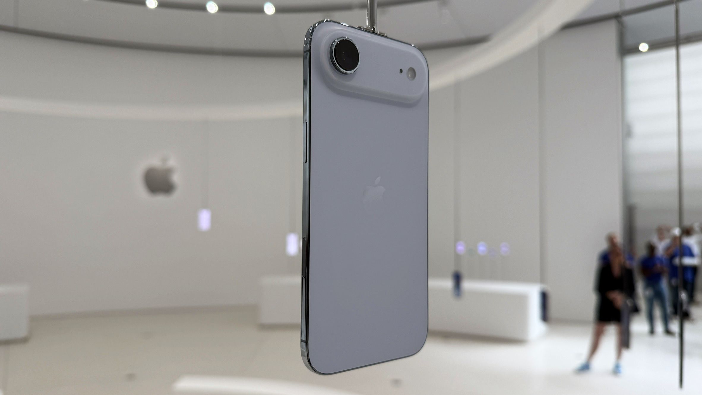 Apple’s iPhone Air kills the SIM card: what this means for eSIM ...