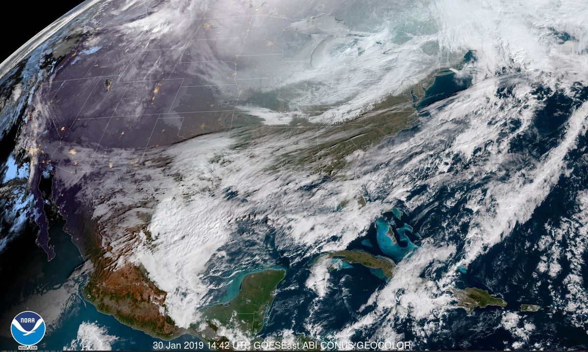 How Earth's atmosphere and climate come together to create a polar ...