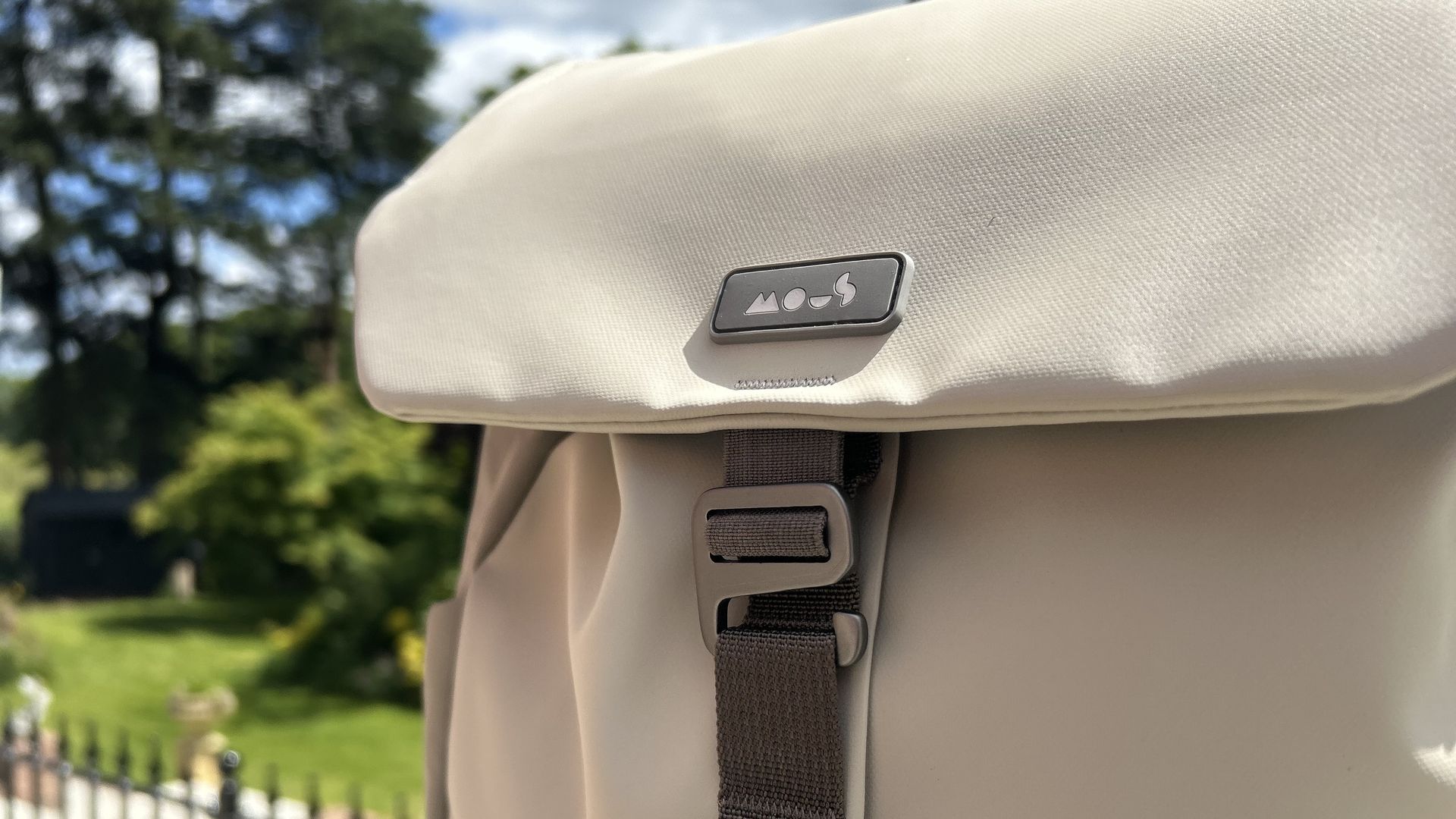 Mous Day Backpack review: minimalistic design with highly functional ...