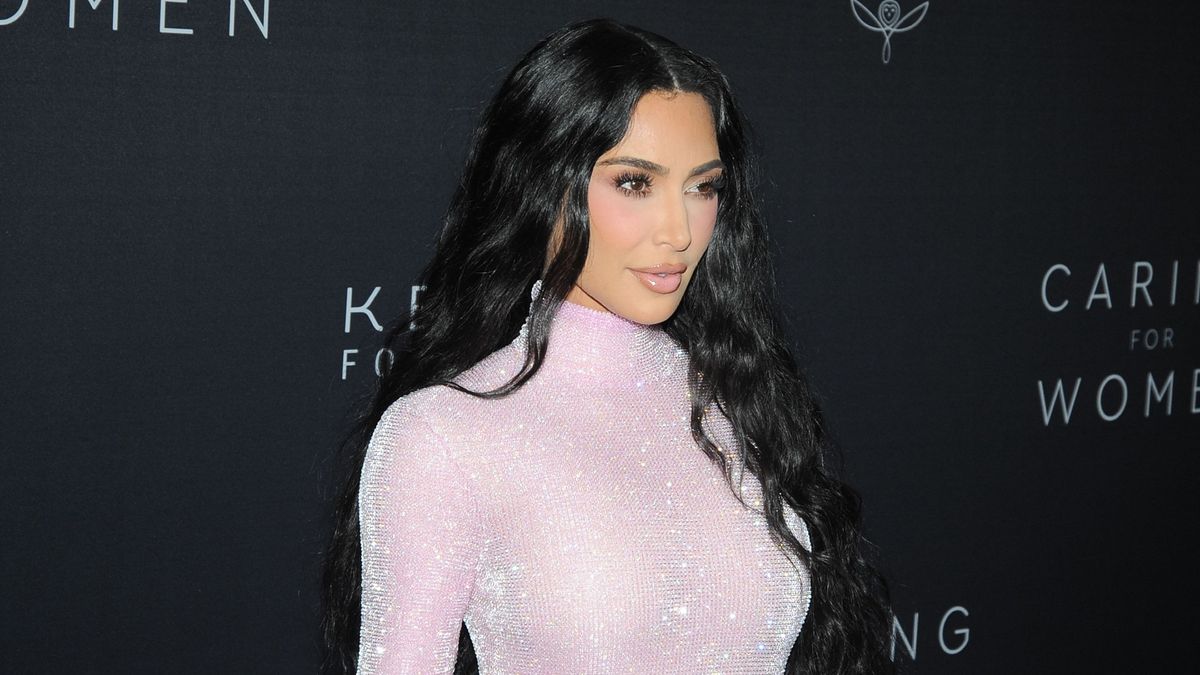 Kim Kardashian Just Dropped Her Whole Eyebrow Routine | Marie Claire