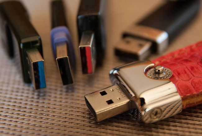 USB inventor explains why the connector was not designed to be ...