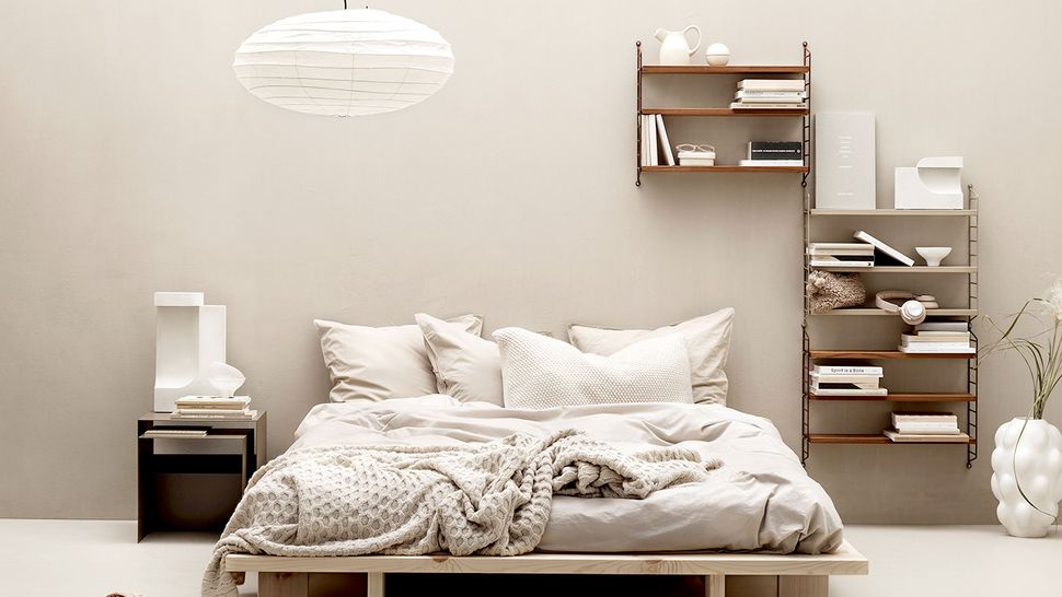 12 bedroom shelving ideas to add style and storage | Homebuilding