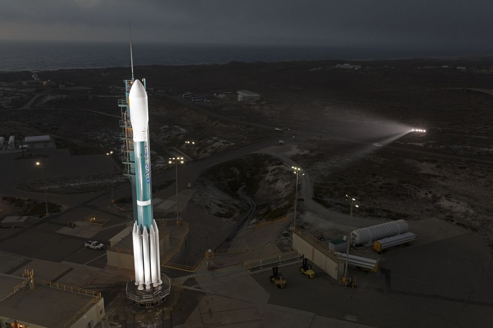 Meet the Delta Rocket Family of the United Launch Alliance | Space