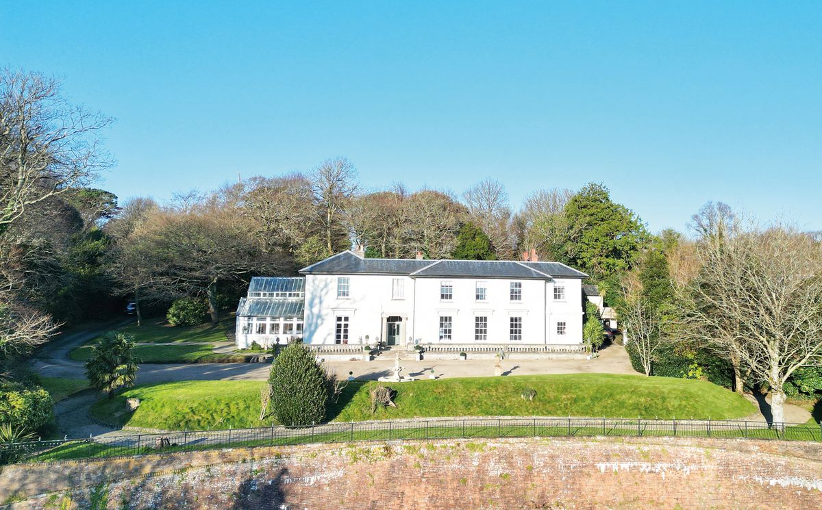 Classical style meets fun and flair in a seven-bedroom manor in ...