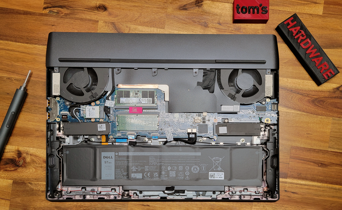 Alienware m17 R5 Review: Powerful All-AMD Alien | Tom's Hardware