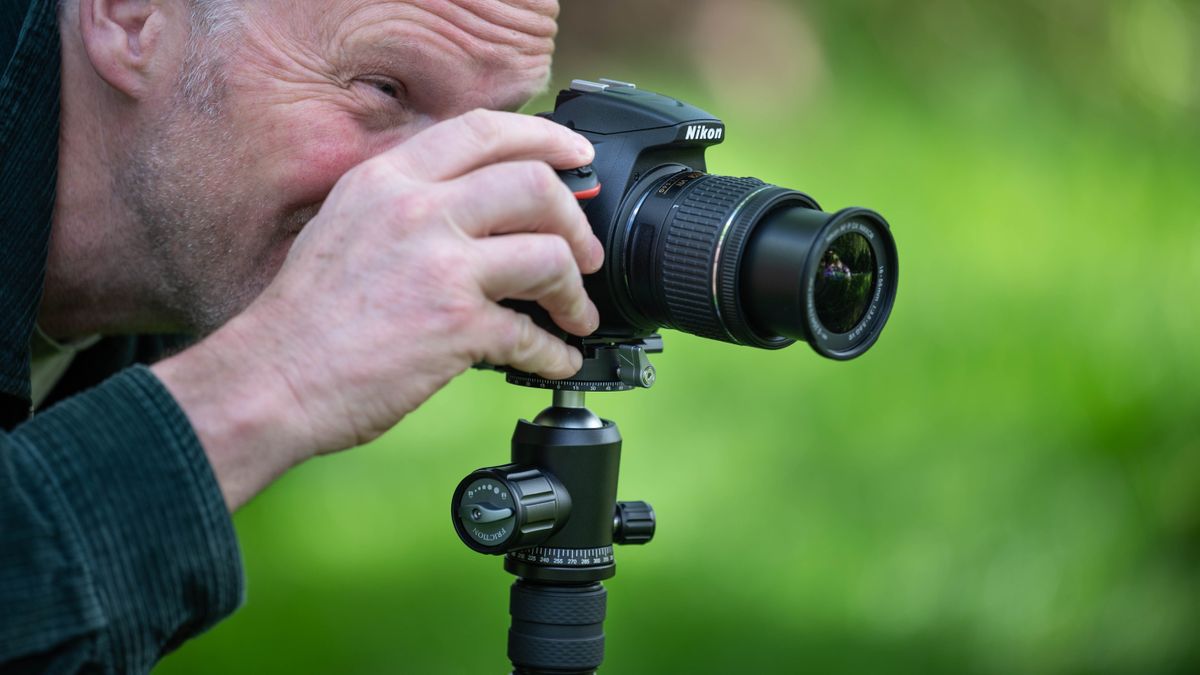 Novo Helix T50 Carbon Fiber Tripod Kit review | Digital Camera World