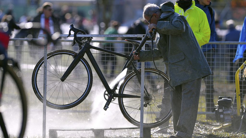 How to clean your bike | Cyclingnews