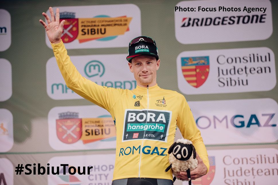 Sibiu Cycling Tour: Sam Bennett earns first leader's jersey with stage ...
