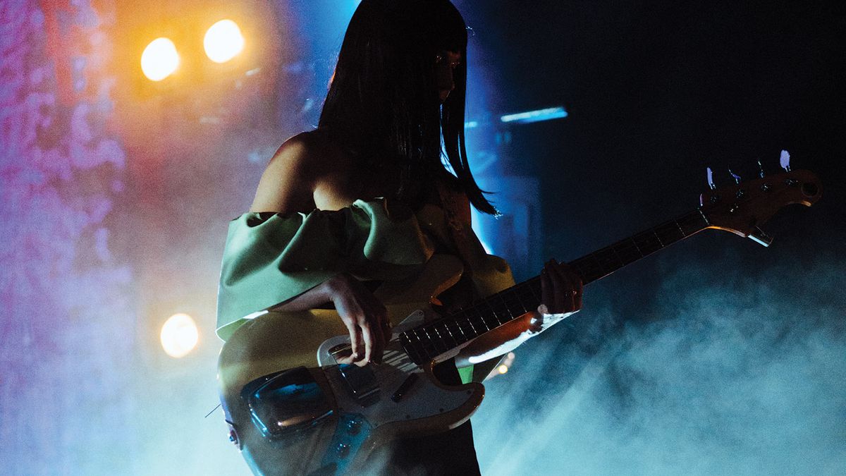 Khruangbin’s Laura Lee on visual identity, Zen Guitar and why she still ...