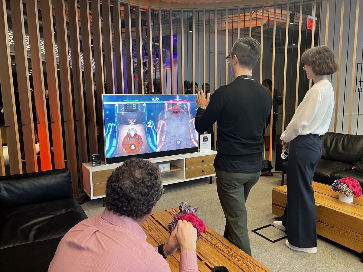 Comcast announces 'high-fidelity' video and new DOCSIS 4.0 gateway with ...