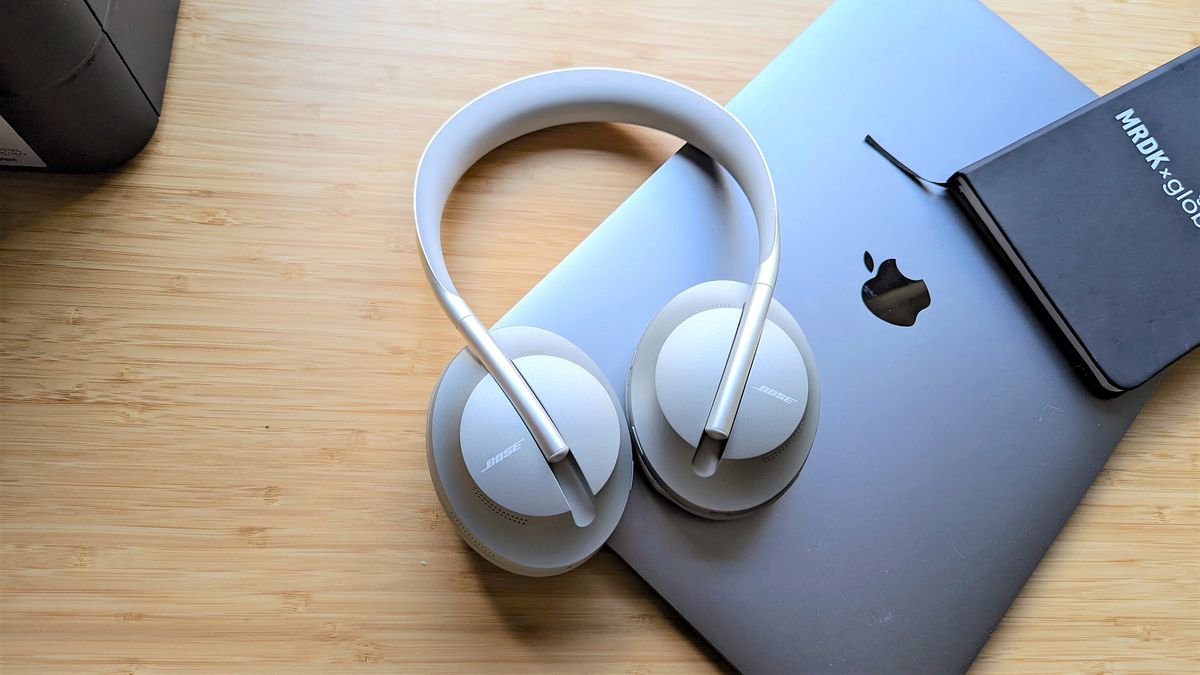 I test headphones — here are my 5 best options for working from home ...