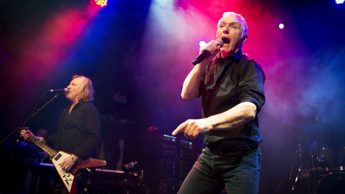 Thunder, Live in London | Louder