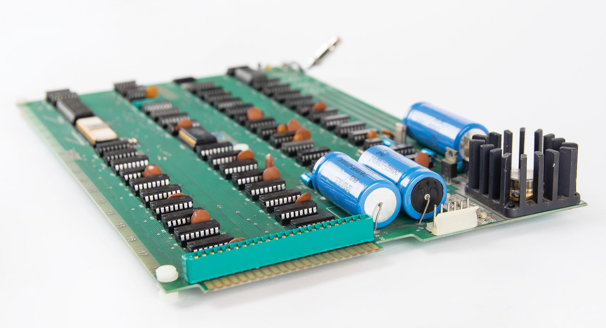 This Apple auction includes a $300k Apple-1 Computer, sealed devices ...