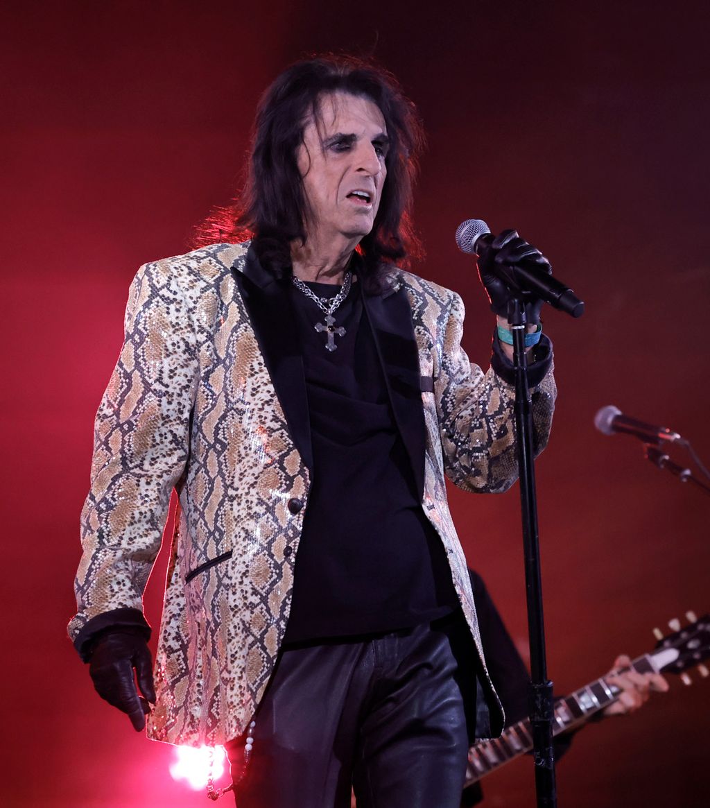 Kane Roberts on rejoining the Alice Cooper band following Nita Strauss ...