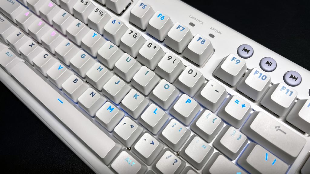 Logitech G715 Review: Pretty, but Maybe Not $200 Pretty | Tom's Hardware