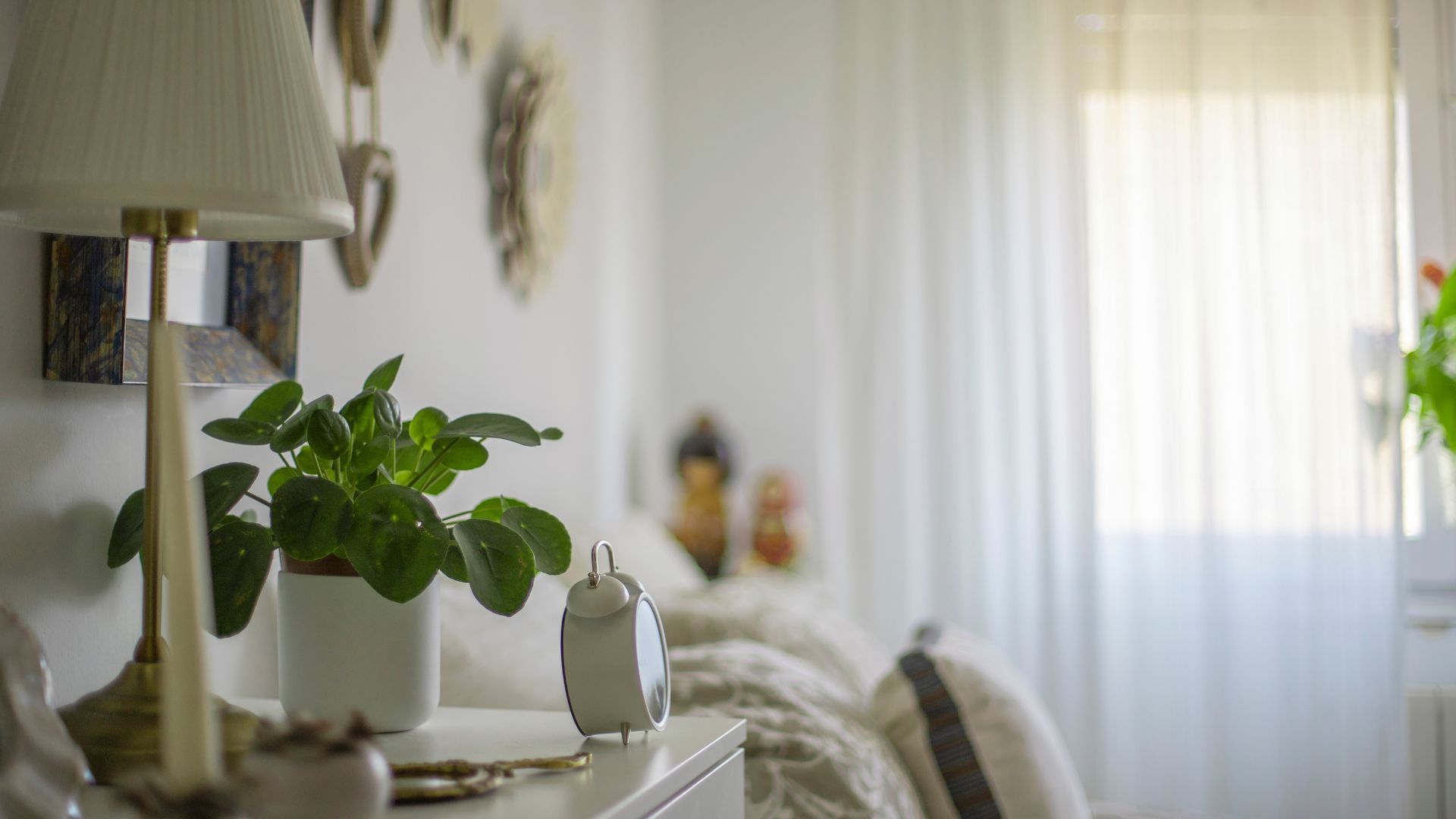 How to keep a bedroom cool in hot weather: 15 expert tips | Woman & Home