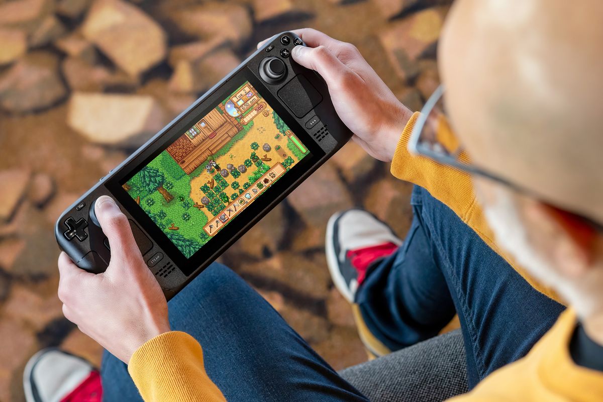 Steam Deck OLED vs Steam Deck: comparing design, specs, performance ...