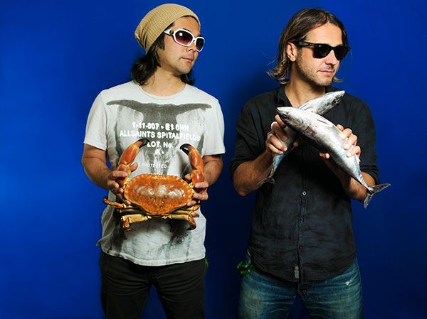 Rock stars with their favourite food: a gallery of culinary delight ...