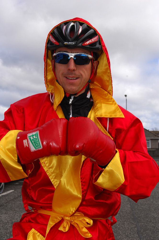 RUSSELL FIGHTS BACK IN BATTLE OF THE BROTHERS | Cycling Weekly