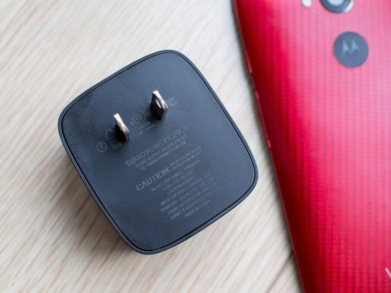 10 things to know about the Motorola Droid Turbo | Android Central