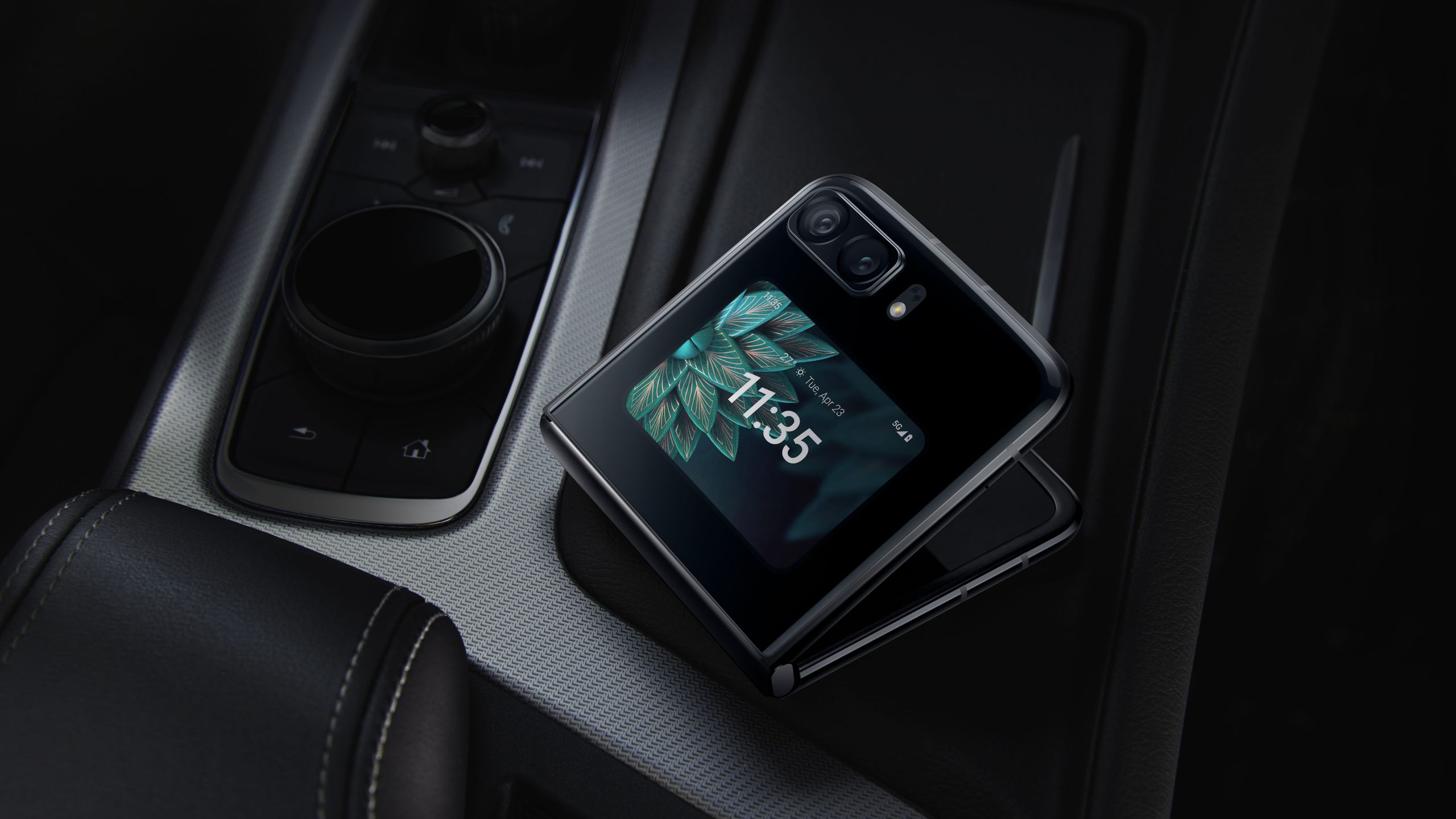 Motorola Razr 2022 review | TechRadar