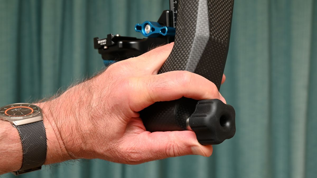 Benro GH5C gimbal head review: take a load off with this support for hefty lenses | Digital ...