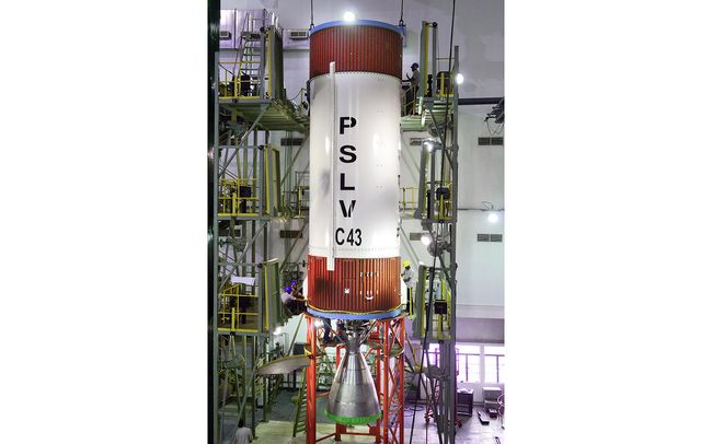 Photos: Indian Rocket Launches 31 Satellites to Earth Orbit | Space