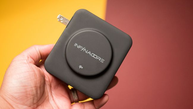 INIU PowerNova review: This 140W power bank is a terrific value ...