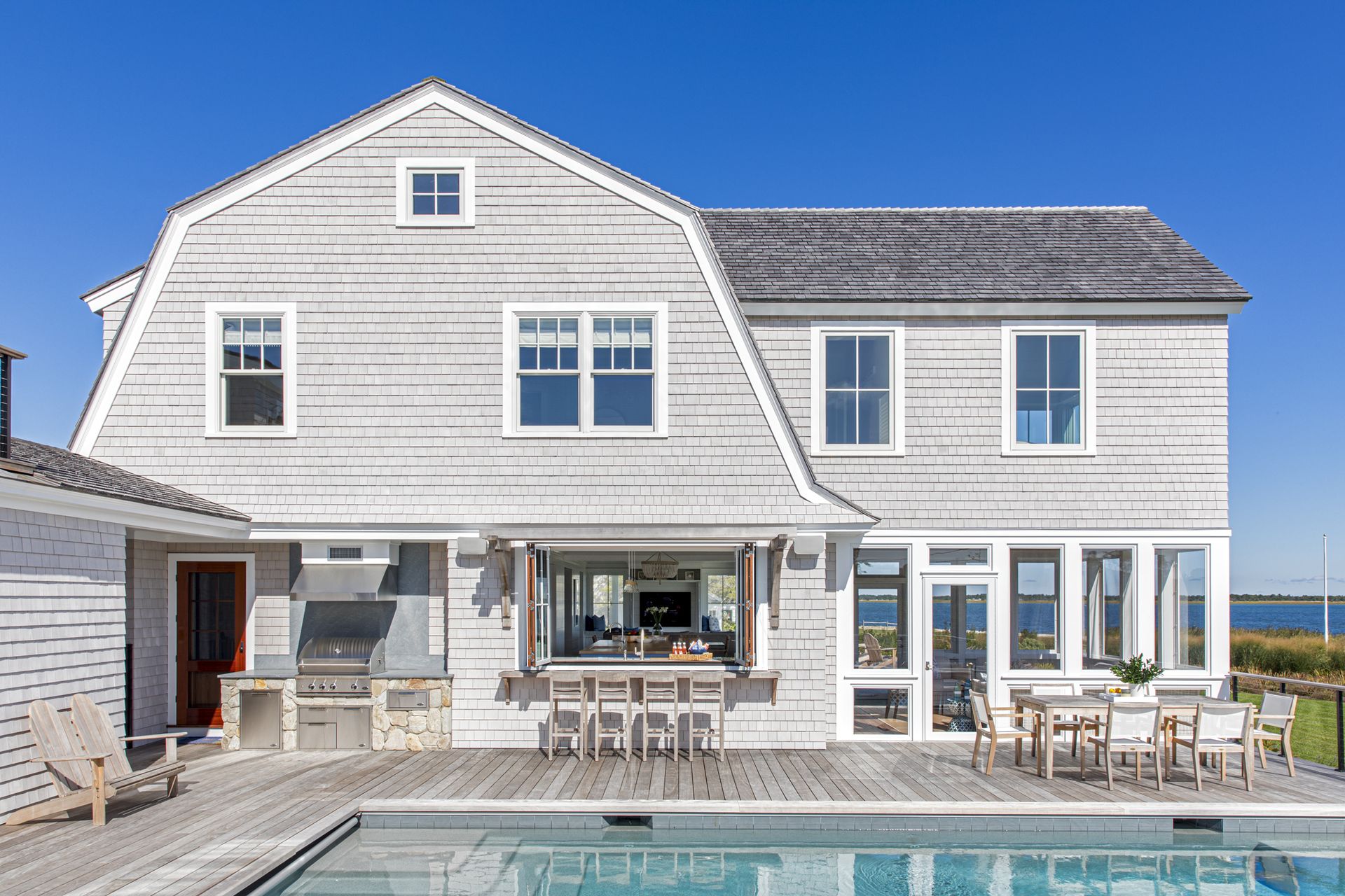 Cape Cod House Style, Explained by a New England Architect | Livingetc