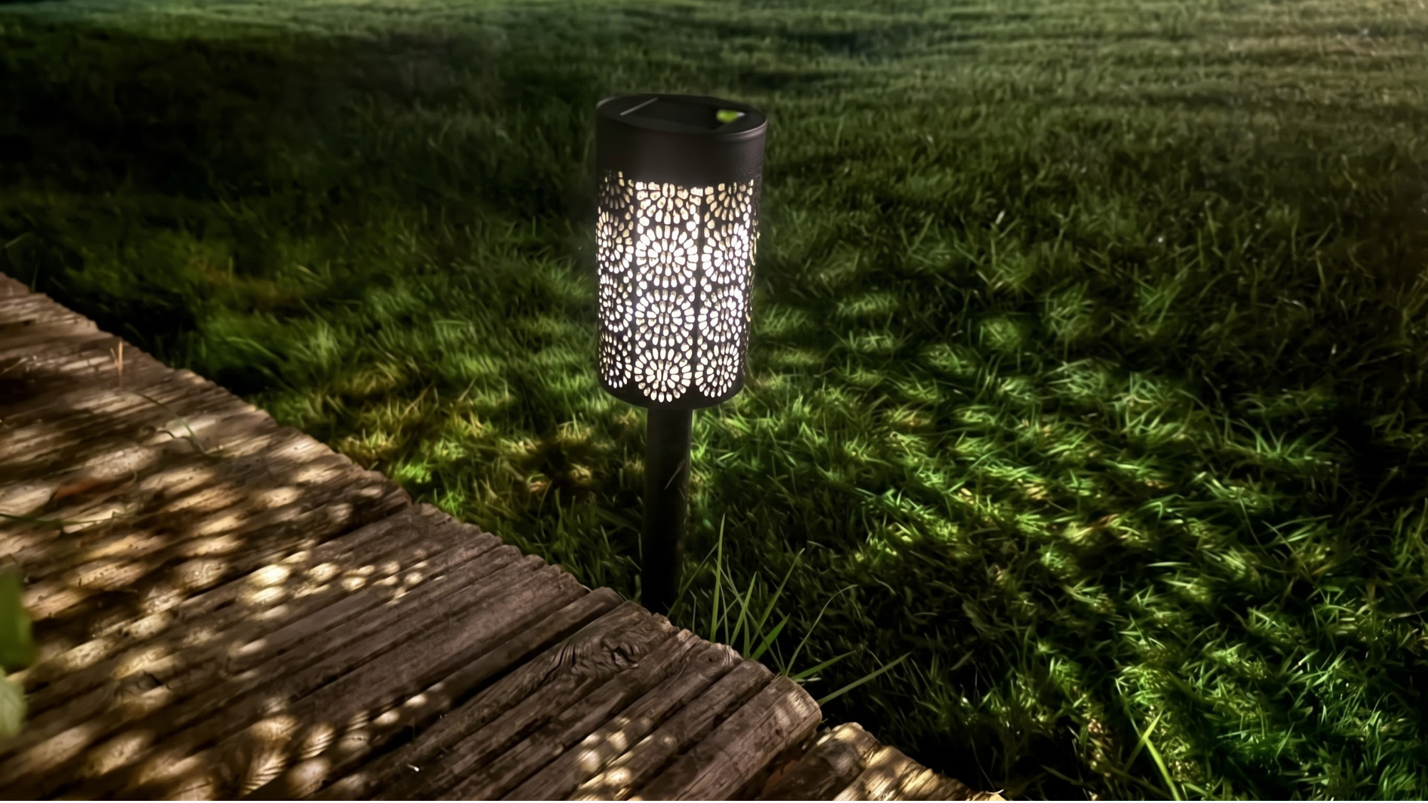 6 best outdoor solar lights to illuminate your garden (tested ...
