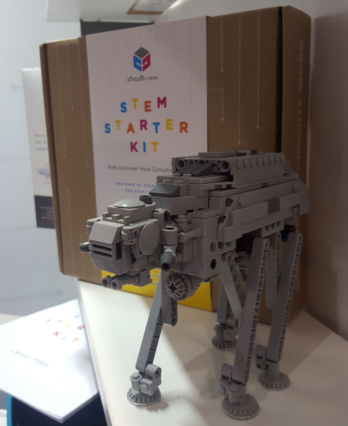 Circuit Cubes Add Motion to Your Space and 'Star Wars' Legos | Space
