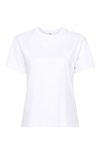 A Classic White T-Shirt Is Actually the Best Winter Layering Piece ...