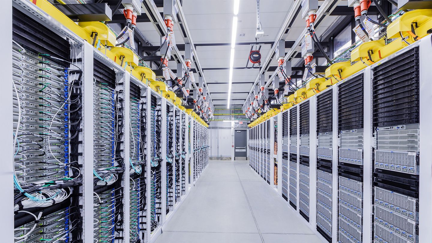 Ultra Ethernet: The data-center interconnection of tomorrow detailed ...