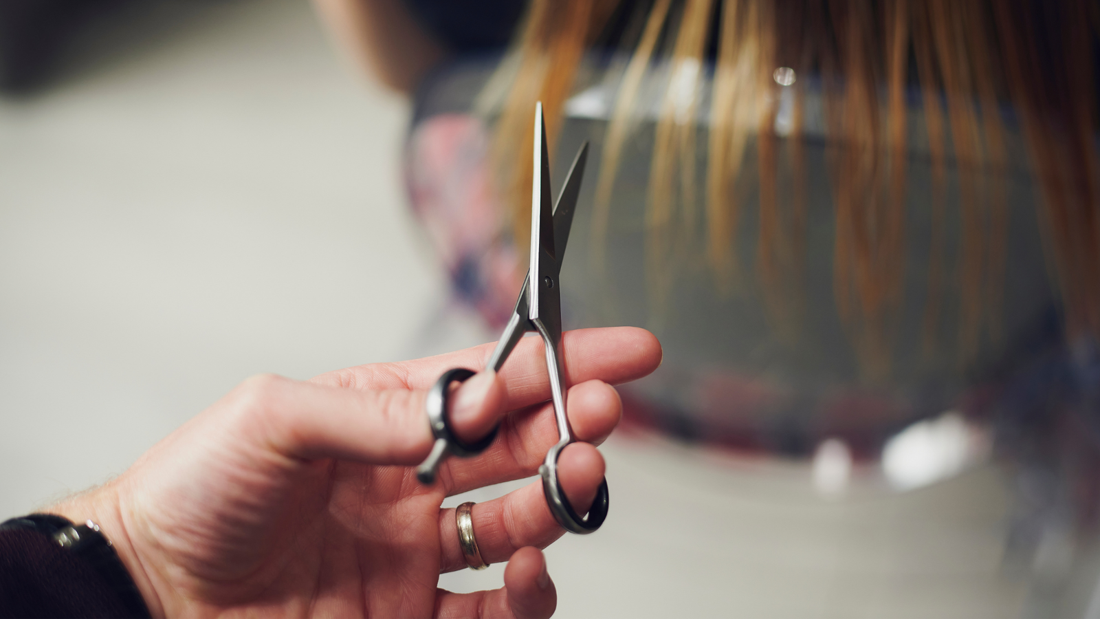 The Anti-Gravity Haircut: The Way To Expensive-Looking Hair | Marie ...