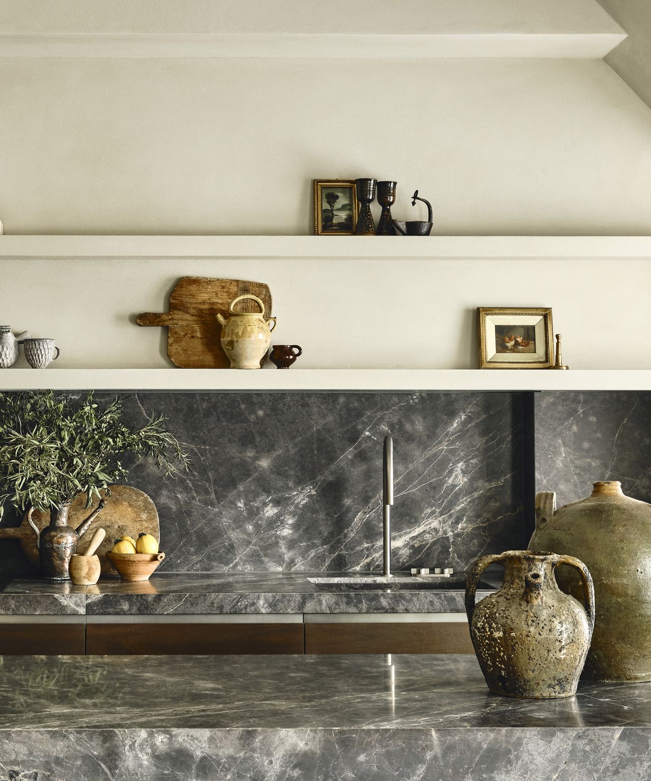 Inside a Edoardo Mapelli Mozzi-designed London penthouse | Homes and ...