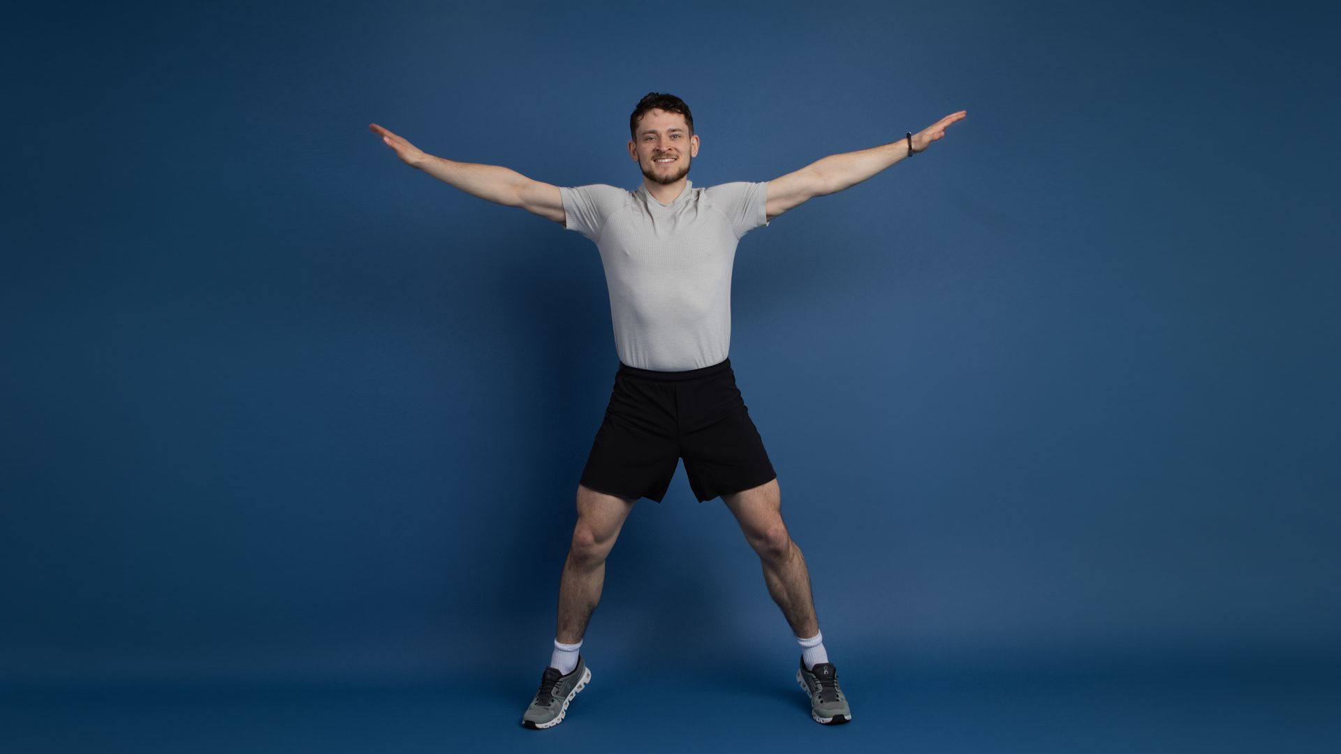 A trainer shares the realistic weekly workout routine that helped him ...