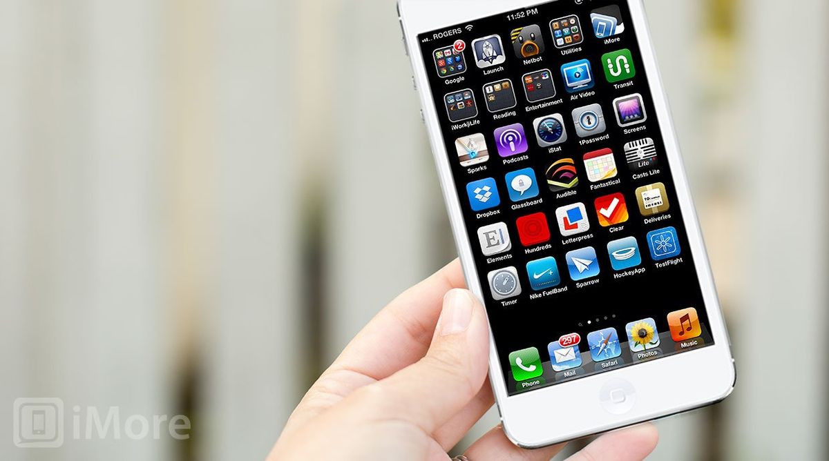 Apple won't make a larger screen iPhone while trade-offs exist | iMore