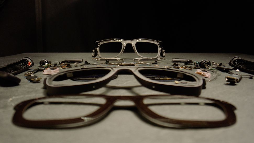 Meta is letting its engineers brag openly about its AR glasses, and I ...