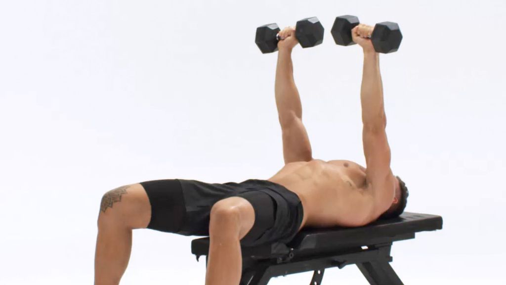 How to workout triceps with dumbbells | Fit&Well