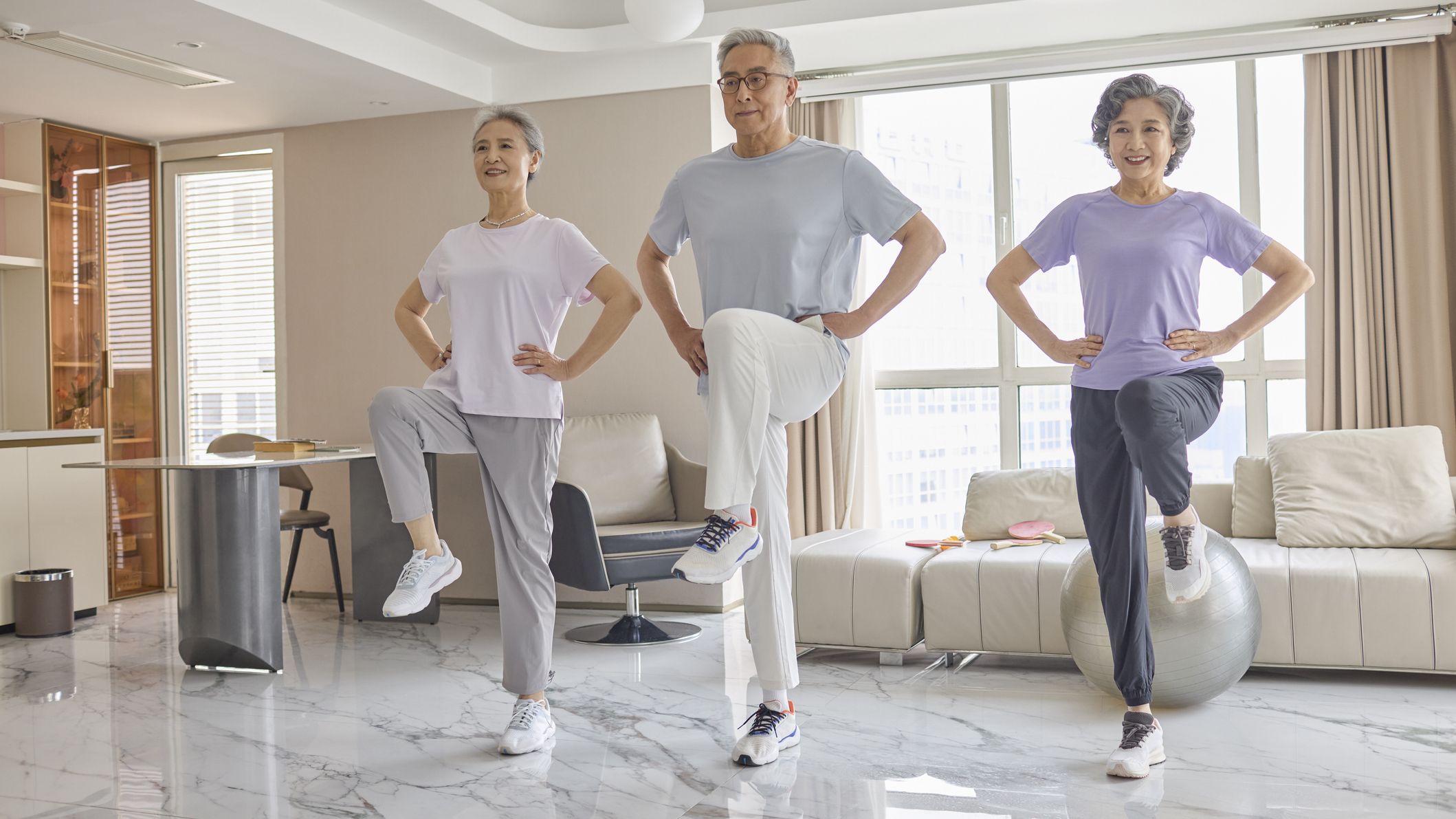 A longevity-focused physical therapist says these are the five ...