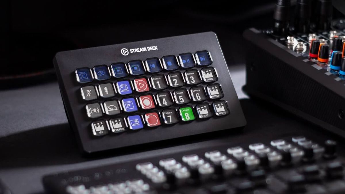 Razer Stream Controller review: A dull and expensive alternative ...