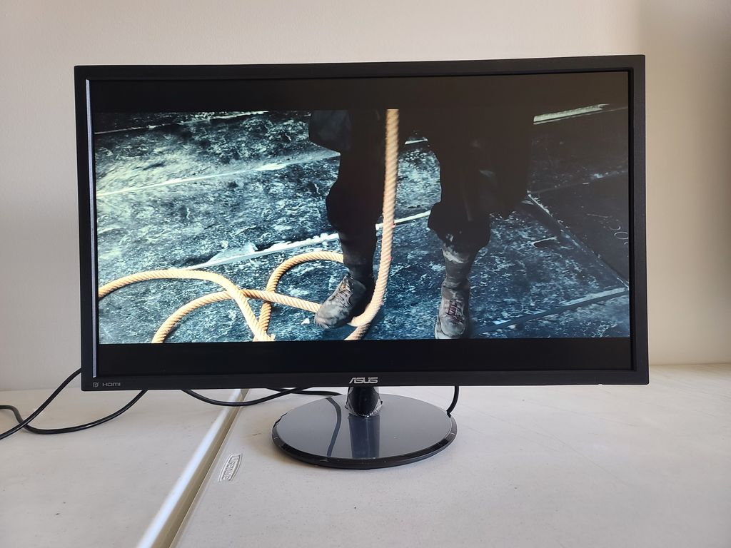 Asus VP28UQG Monitor Review: 4K Gaming Savings | Tom's Hardware